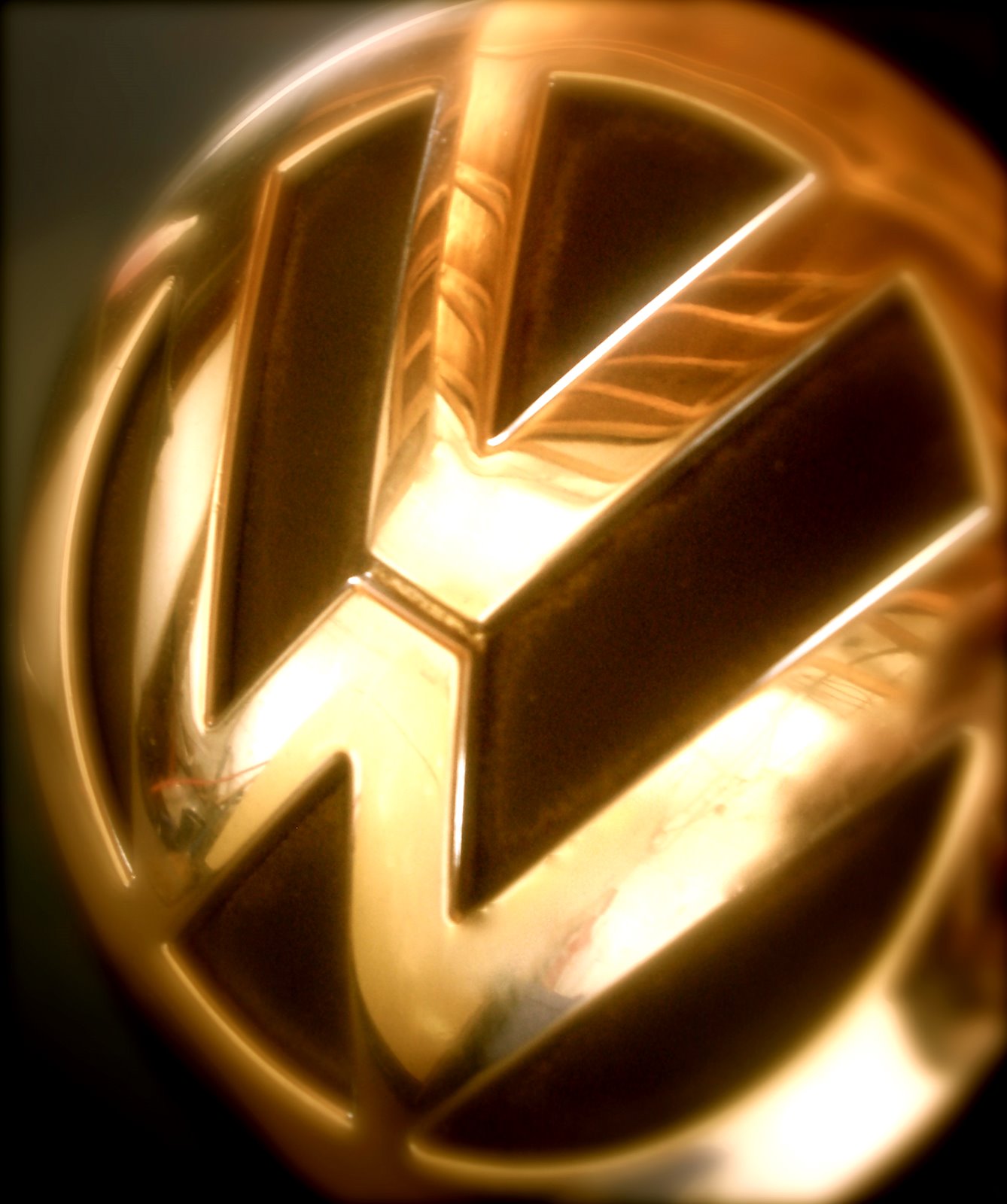 Hot cars: VW das auto Volkswagen logo image volkswagen car company ...