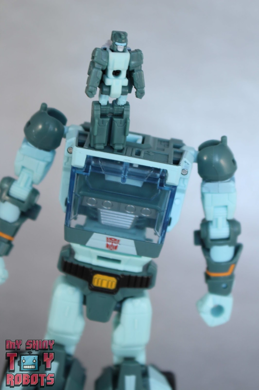 My Shiny Toy Robots: Toybox REVIEW: Transformers Legends LG-46 ...