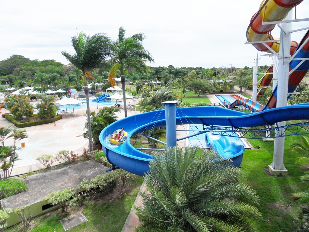 Neiva Huila Colombia: PLAYA JUNCAL