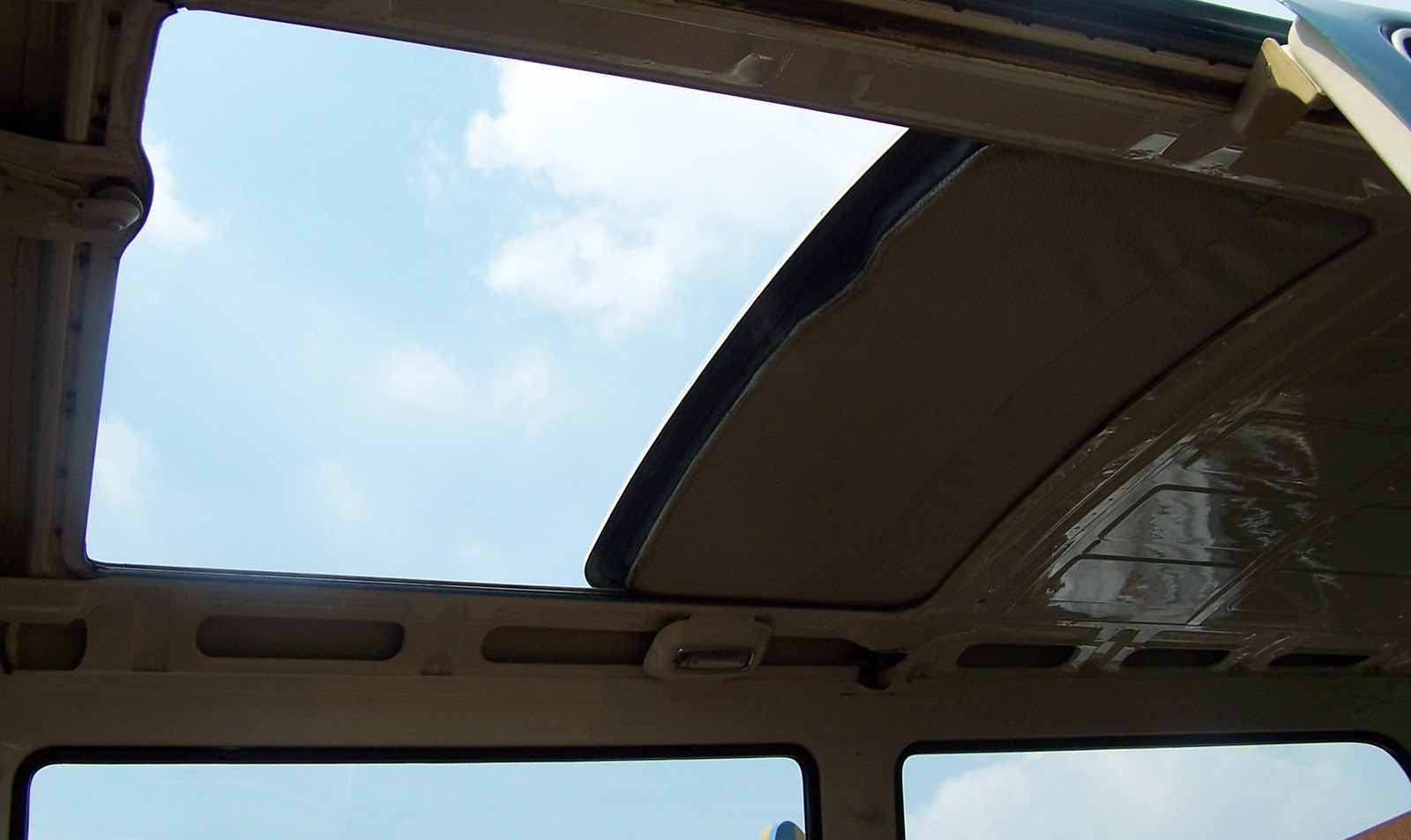 Vintage Volkswagen Indonesia: volkswagen type 2/bus/transporter/kombi ...