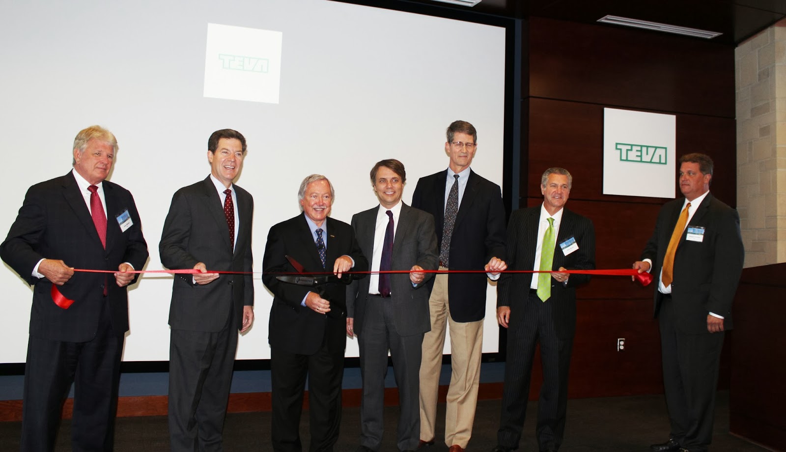 BLOCK REAL ESTATE SERVICES, LLC BLOG: BRES Creates "Dream Team" for ...