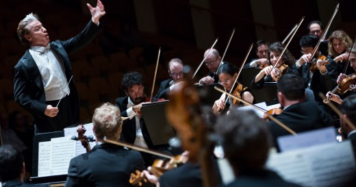 Roberto Abbado dirige la 'Séptima' de Mahler con la Orquestra de la Comunitat Valenciana ...