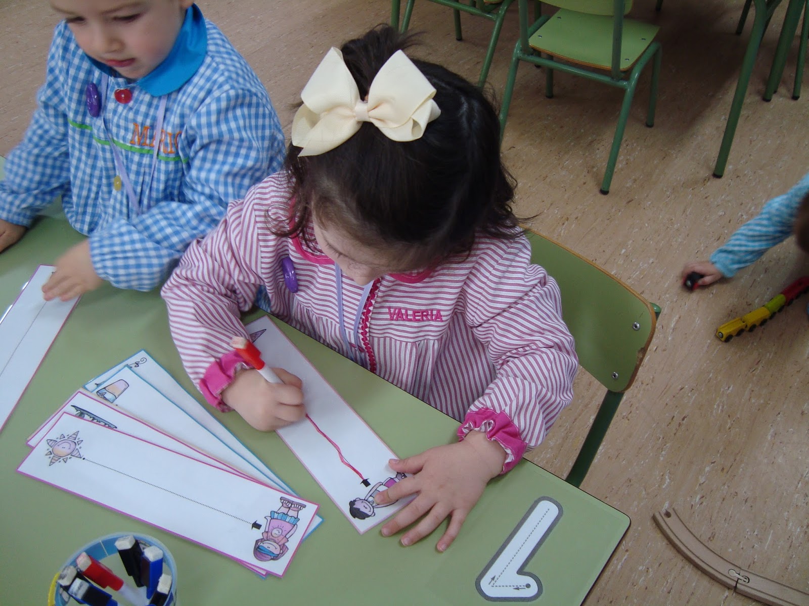 Plastificando ilusiones: Aprendemos a realizar el trazo horizontal y ...