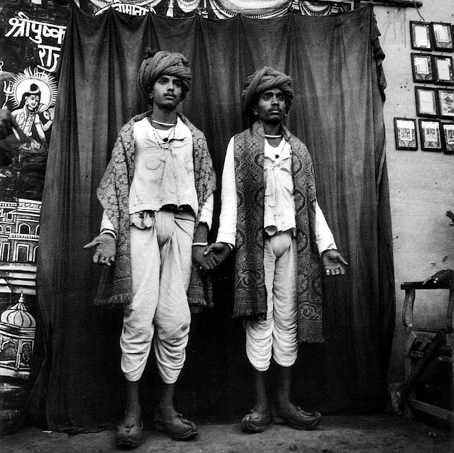 Arts - Jumeaux - Doubles/ Arts - Twins - Double: Photographes N à R