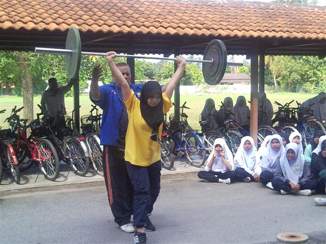 USPTN Pulau Pinang: TID SUKAN ANGKAT BERAT - SMK PERMATANG TOK LABU ...