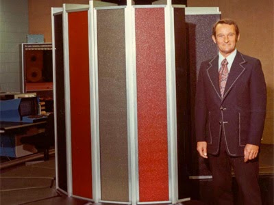 Efemerides de Tecnologia: 28 de septiembre (1925) nace Seymour Cray ...