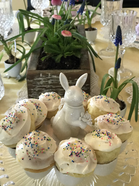 Mennonite Girls Can Cook