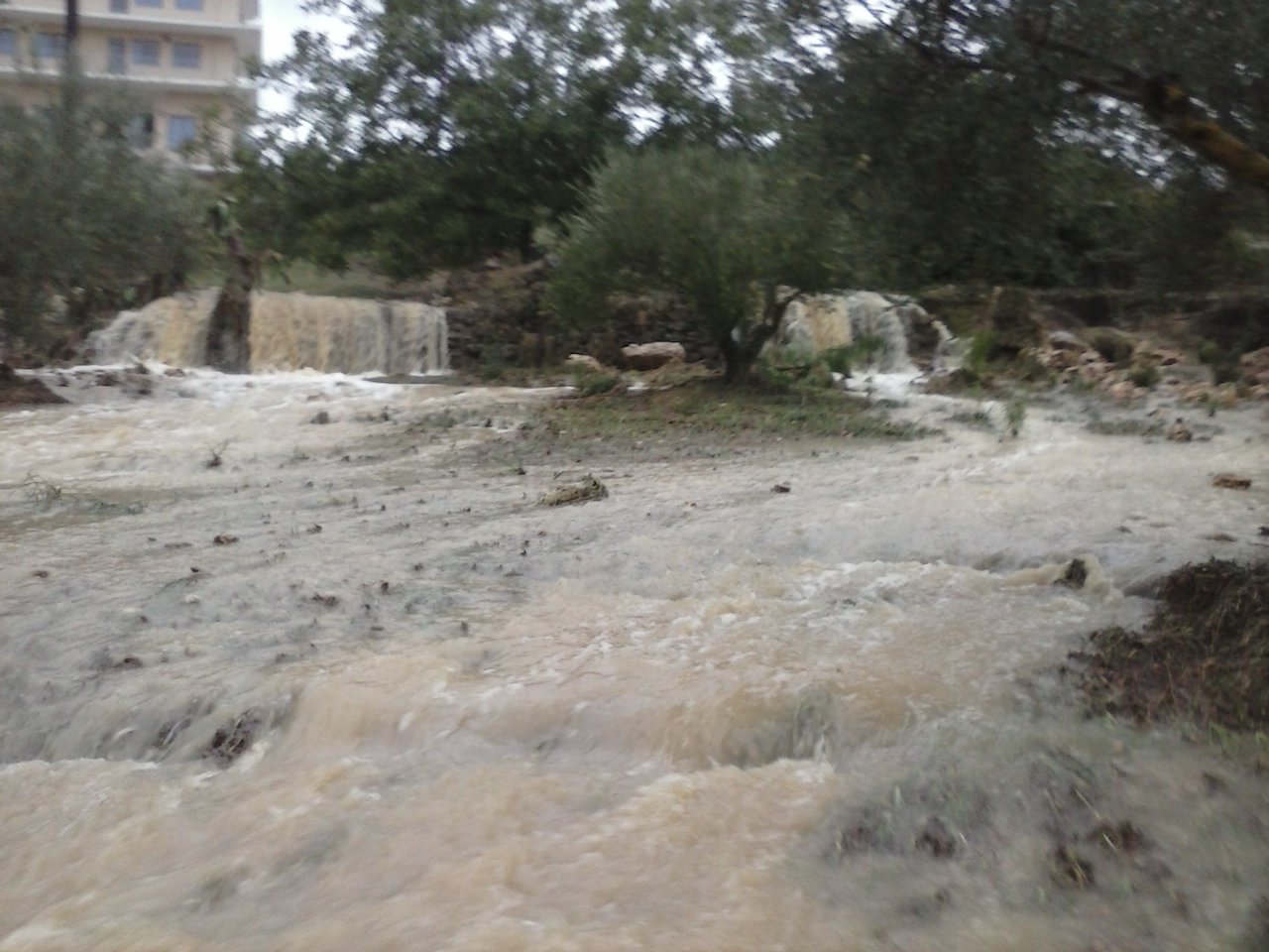 VOUTOSPRESS.GR: 2η μερα απο της Καταστροφες στην Κεφαλονια και ας ...