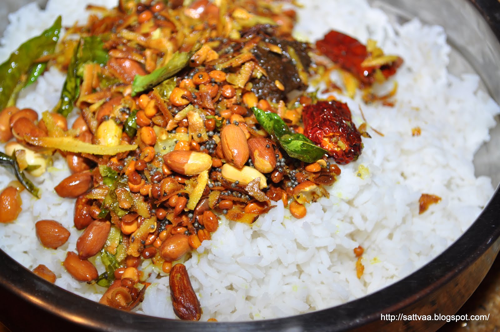 Sattvaa: Hunise gojju or Puliyogare gojju - a homemade gojju to make ...