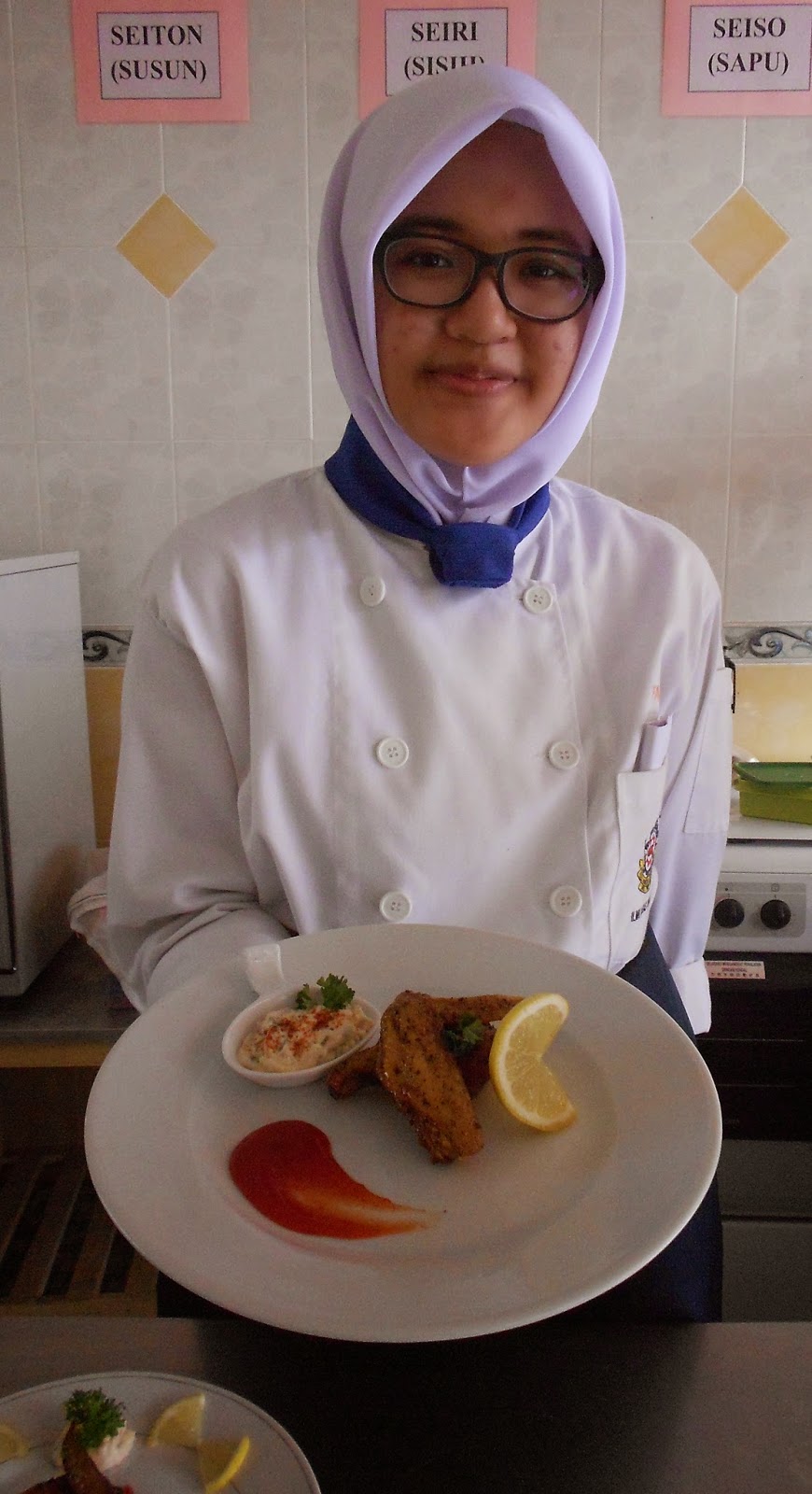 Seni Kulinari Kolej Vokasional (ERT) Azizah: Pelajar Seni Kulinari ...