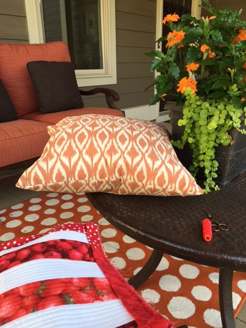 The HEXIE Blog: Tah Dah! Tah DONE! July 4 Door Quilt!