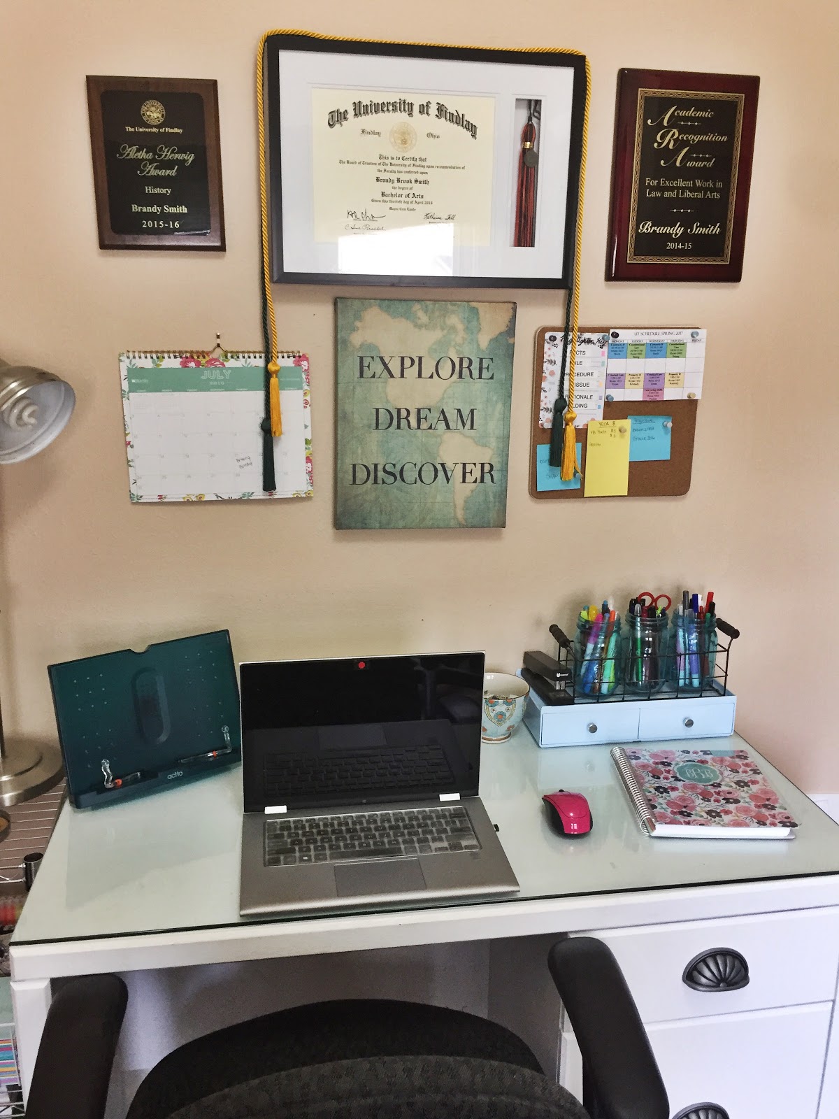 How to Set Up a Study Space for Law School - The Legal Duchess