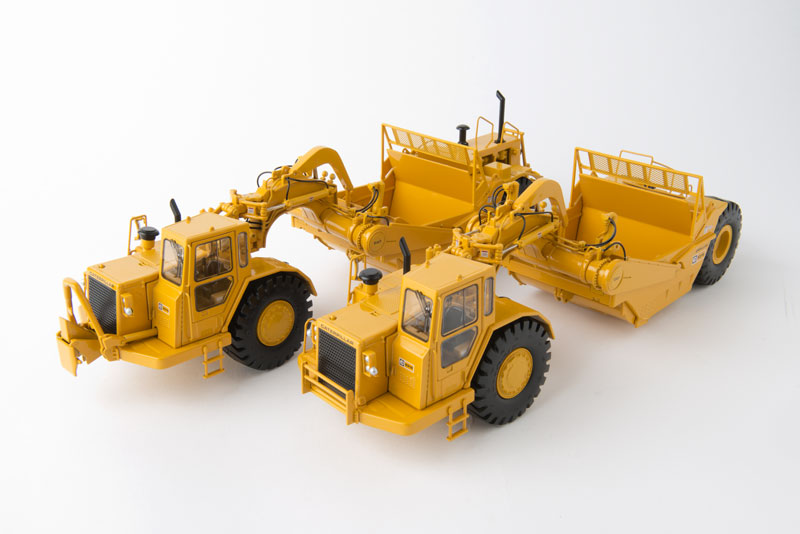 Cat 631E and 637E scraper tooling samples - Classic Construction Models