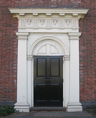 Two Nerdy History Girls: Why Ox-Skulls on an 18th c Doorway?