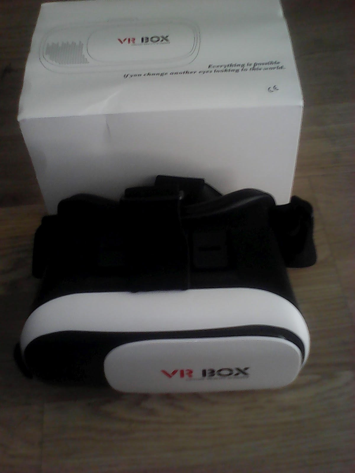 Paco, Knife & Tarot Cards.: Modern & Practical VR.