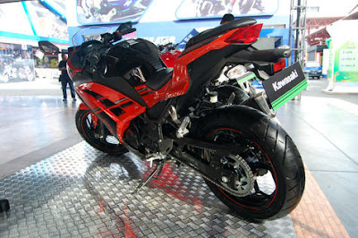 Kawasaki Ninja 250 Fi ABS Special Edition - Duaalamanda