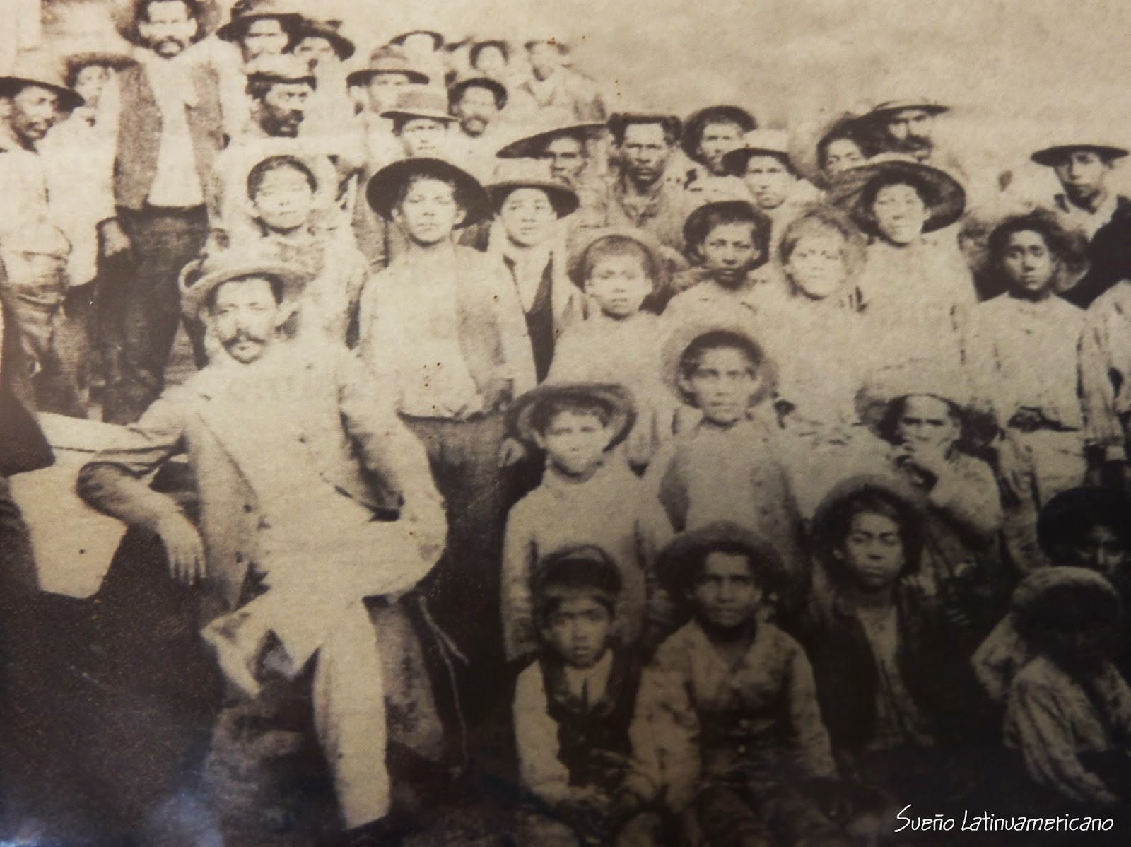 Sueño Latinuamericano: Oficinas Salitreras. Santiago Humberstone y ...