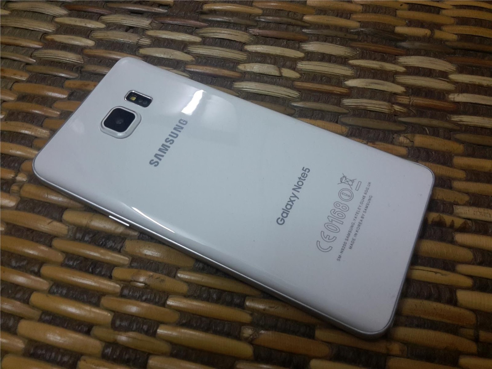 Réplicas de Celulares e Relógios Barganha na Web