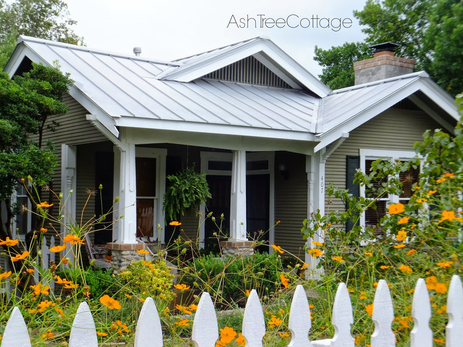 Ash Tree Cottage: Bentley's Texas Hill Country Cottage Tour