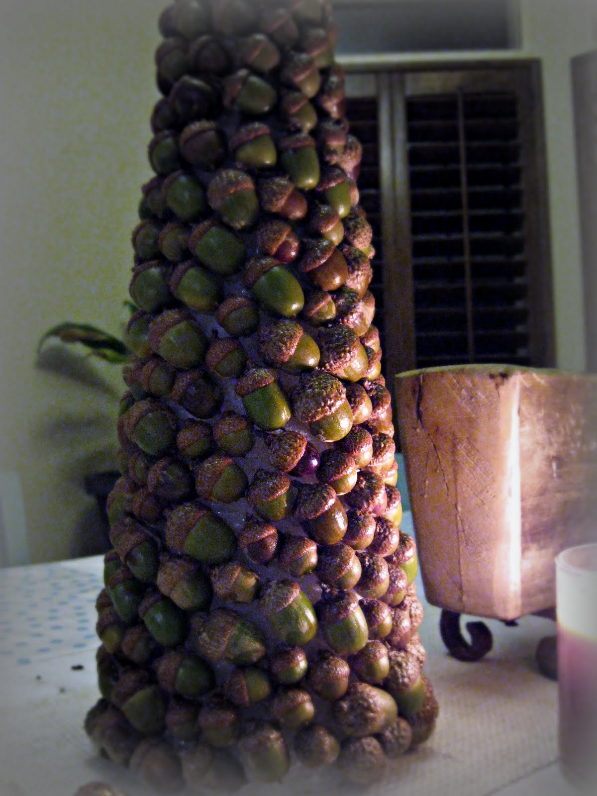 home.made.: {Tutorial} Acorn Tree