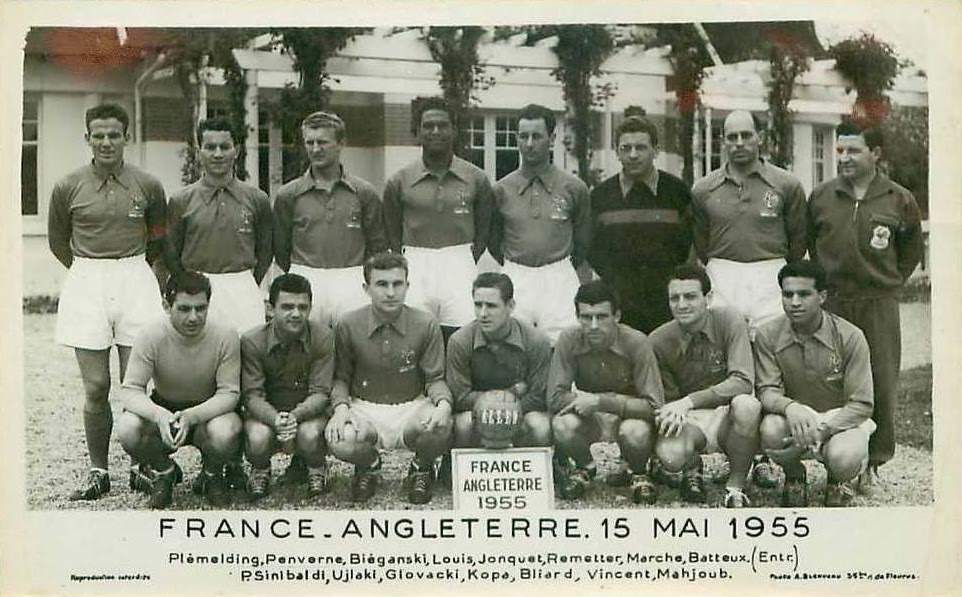 Soccer Nostalgia: Old Team Photographs-Part 28f