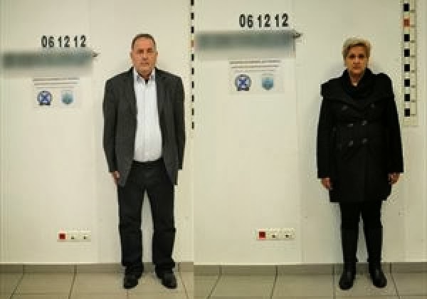 ΑΥΤΑ ΤΑ ΔΥΟ ΛΑΜΟΓΙΑ ΤΑ ΨΑΧΝΕΙ Η ΑΣΤΥΝΟΜΙΑ ΣΕ ΟΛΗ ΤΗΝ ΧΩΡΑ... ΤΟΥΣ ...