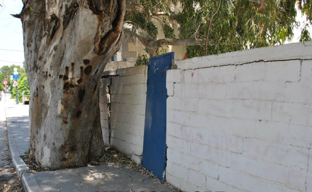 ΔΕΙΤΕ ΦΩΤΟΓΡΑΦΙΕΣ ΑΠΟ ΤΗΝ ΛΗΜΝΟ... ΖΗΜΙΕΣ ΣΕ ΠΑΛΙΑ ΣΠΙΤΙΑ ΚΑΙ ...