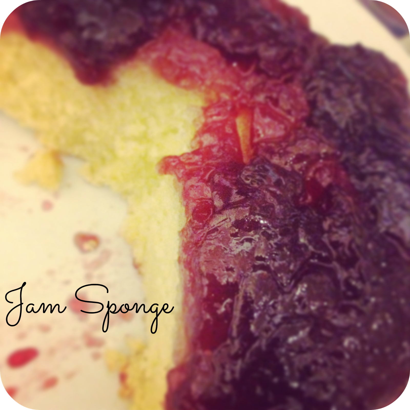Simple Jam Sponge | The Mini Mes and Me