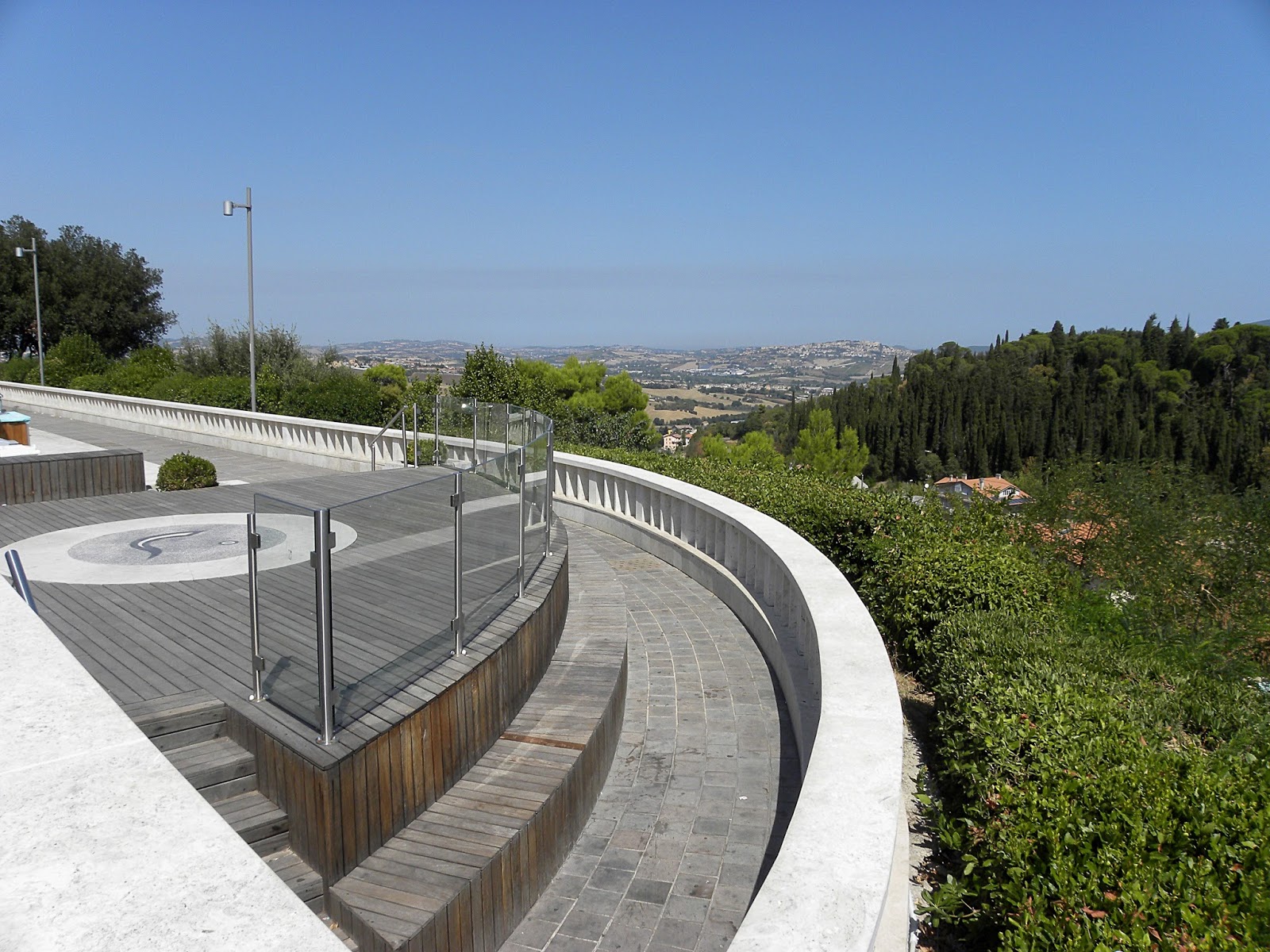 Castelfidardo ( AN ), capitale italiana della fisarmonica - THE MARCHE ...