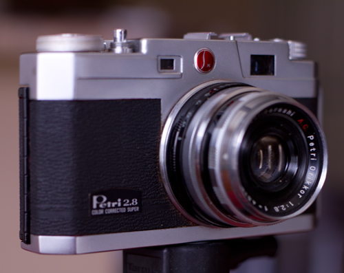 Petri 2.8 Color Corrected Super - Gunk on lens - Classic Manual Film ...