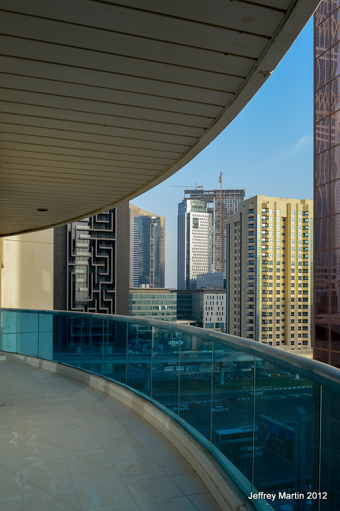 No Realities: My new neighborhood: Zabeel Tower, Sheikh Zayed Road, Satwa