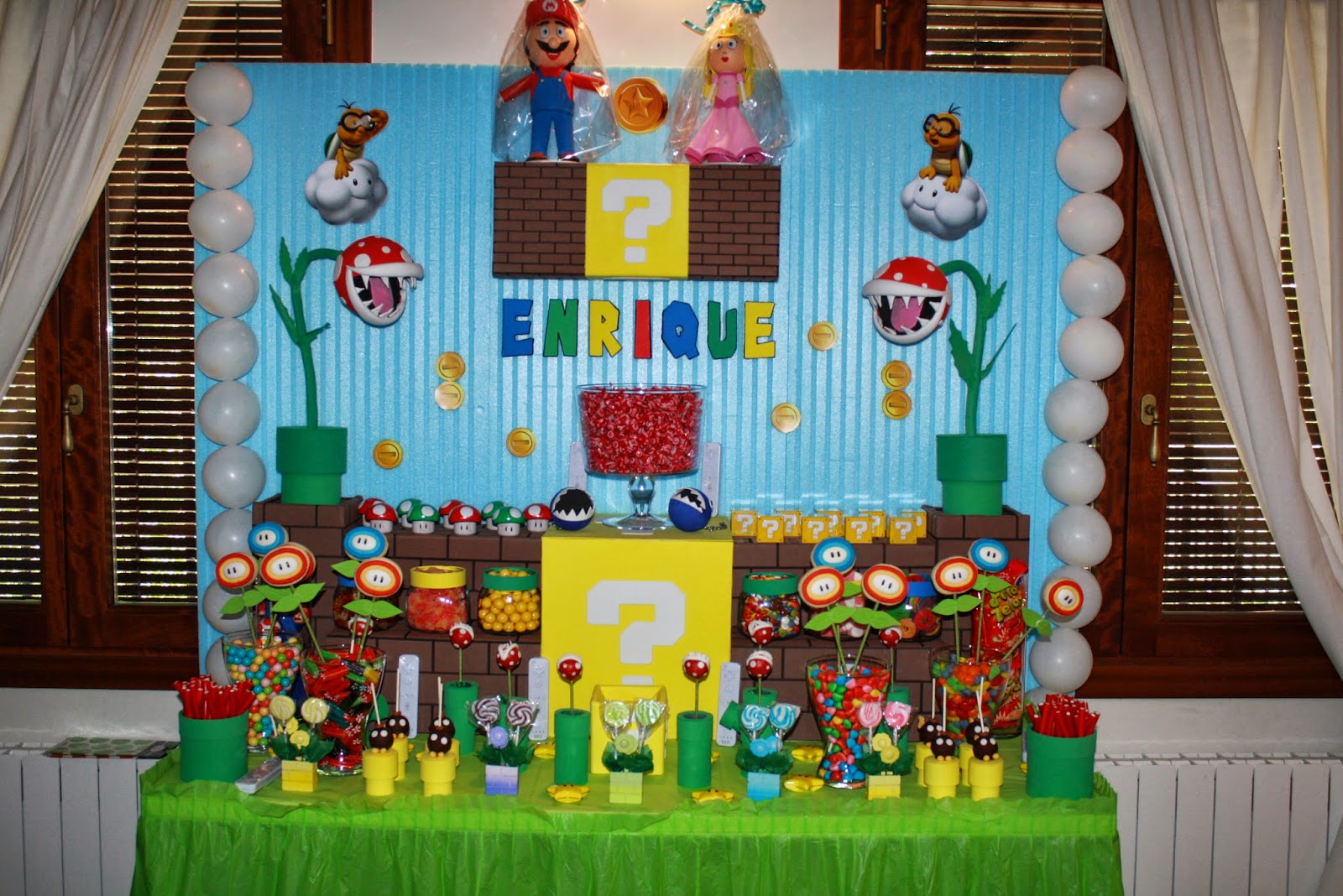 Las Tartas de Paz : Mesa dulce de Súper Mario / Súper Mario Sweet Table