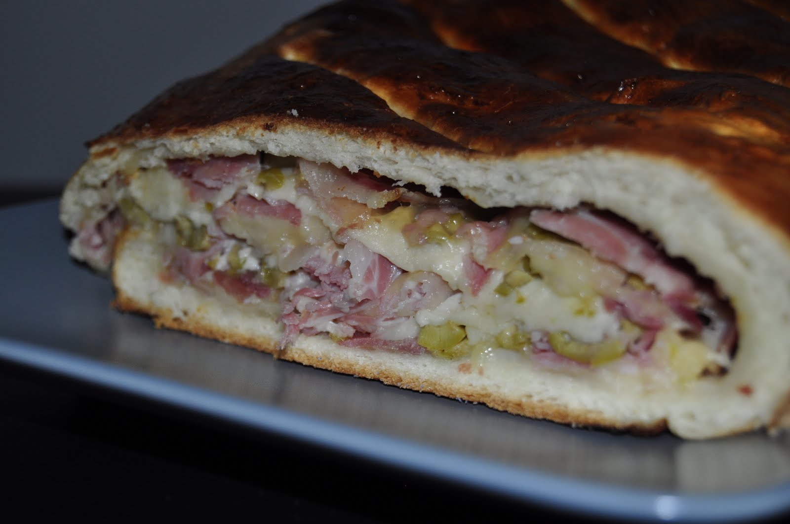 Un domingo en mi cocina: Rollo de pan con jamon y queso