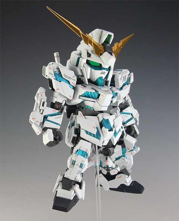 Newtype of World: GDM: SD Gundam Unicorn Custom Build