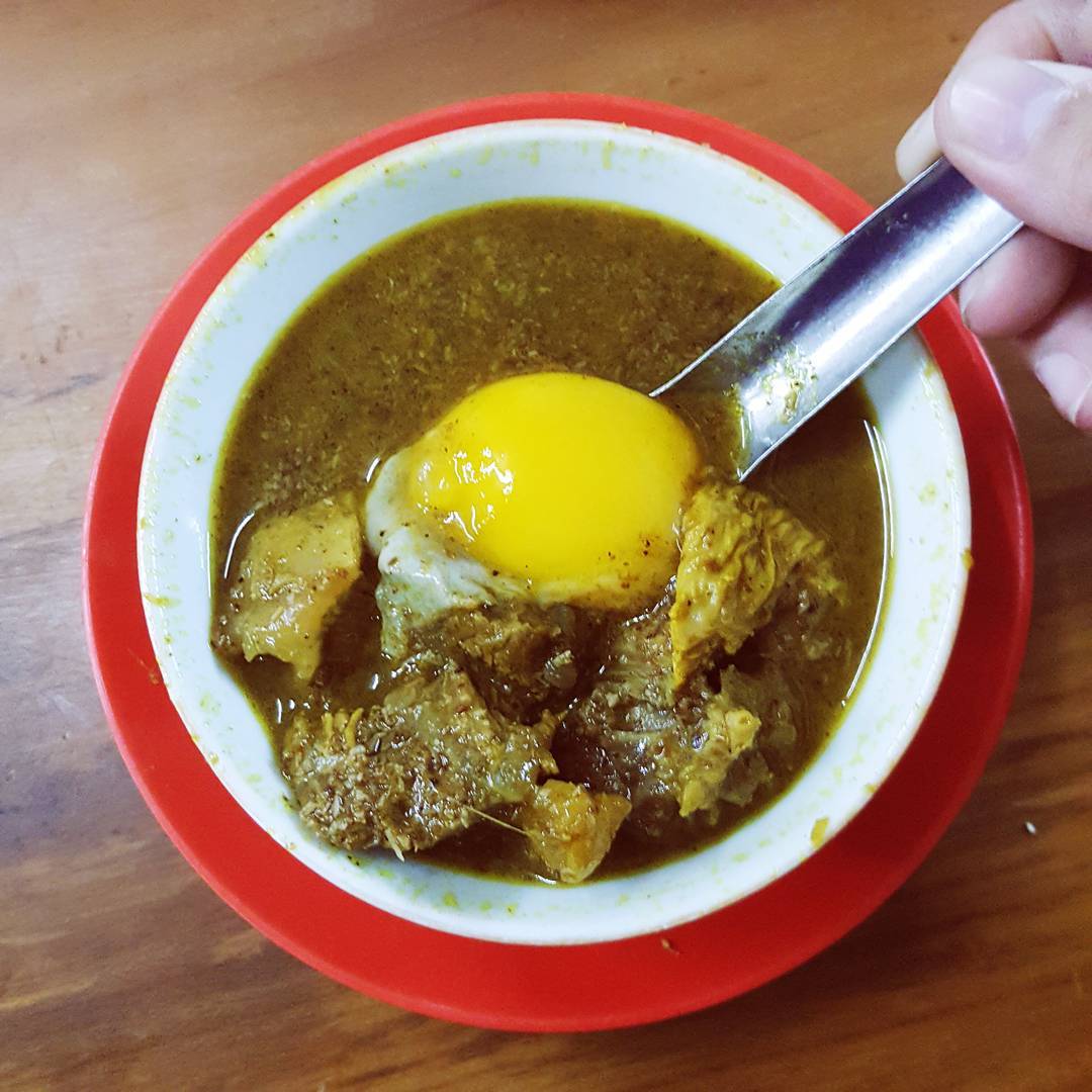 Makanan Khas Makassar Pallu Basa - Ragam makanan