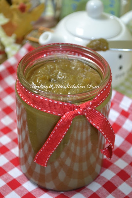 Through The Kitchen Door: Homemade Kaya (Coconut Jam)