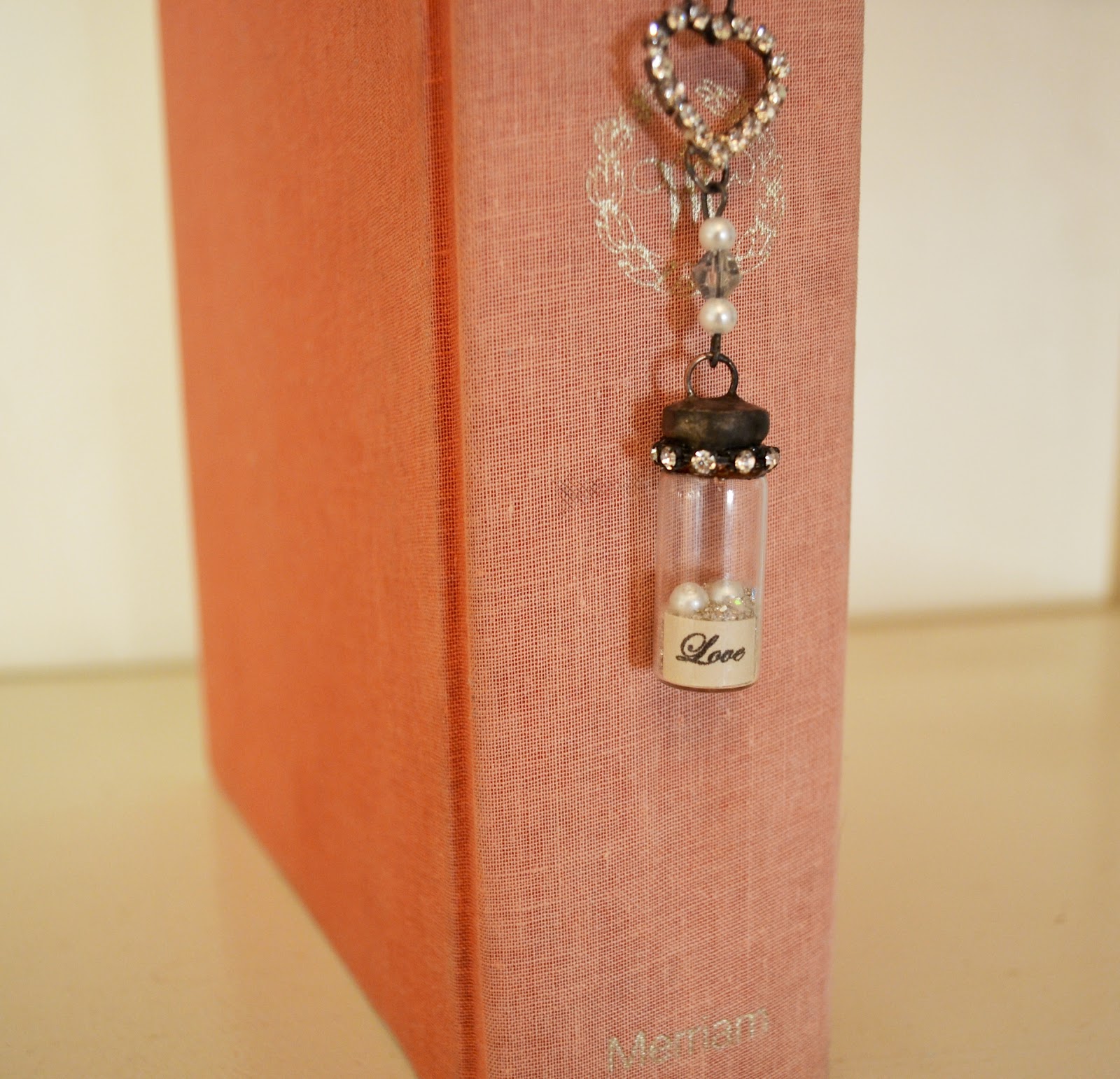 Mercatino: March Charms