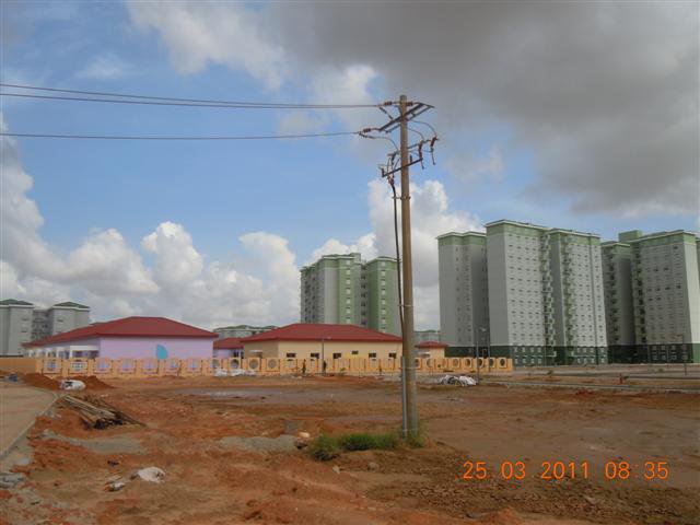 Pensar e Falar Angola: Kilamba - Esperança