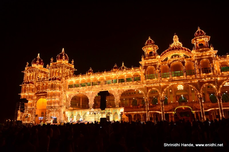 World famous Mysore Palace-Illuminated - eNidhi India Travel Blog