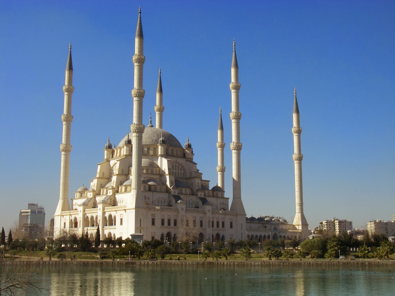 50 Beautiful Mosques Of The World