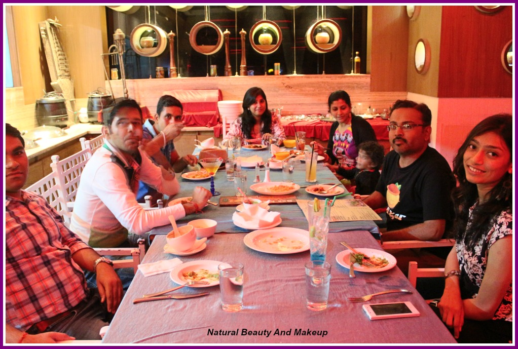 Eternia Rooftop Resto Lounge at Skye Review // OOTD | Natural Makeup