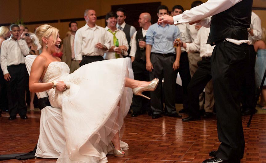 Great Garter Glimpses | Gallery porn girls