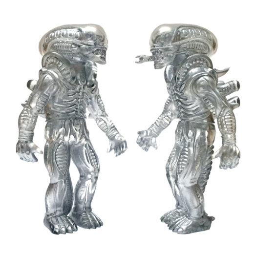 Collecting Toyz: Super7 Announces Silver Phantom Alien Soft Vinyl ...