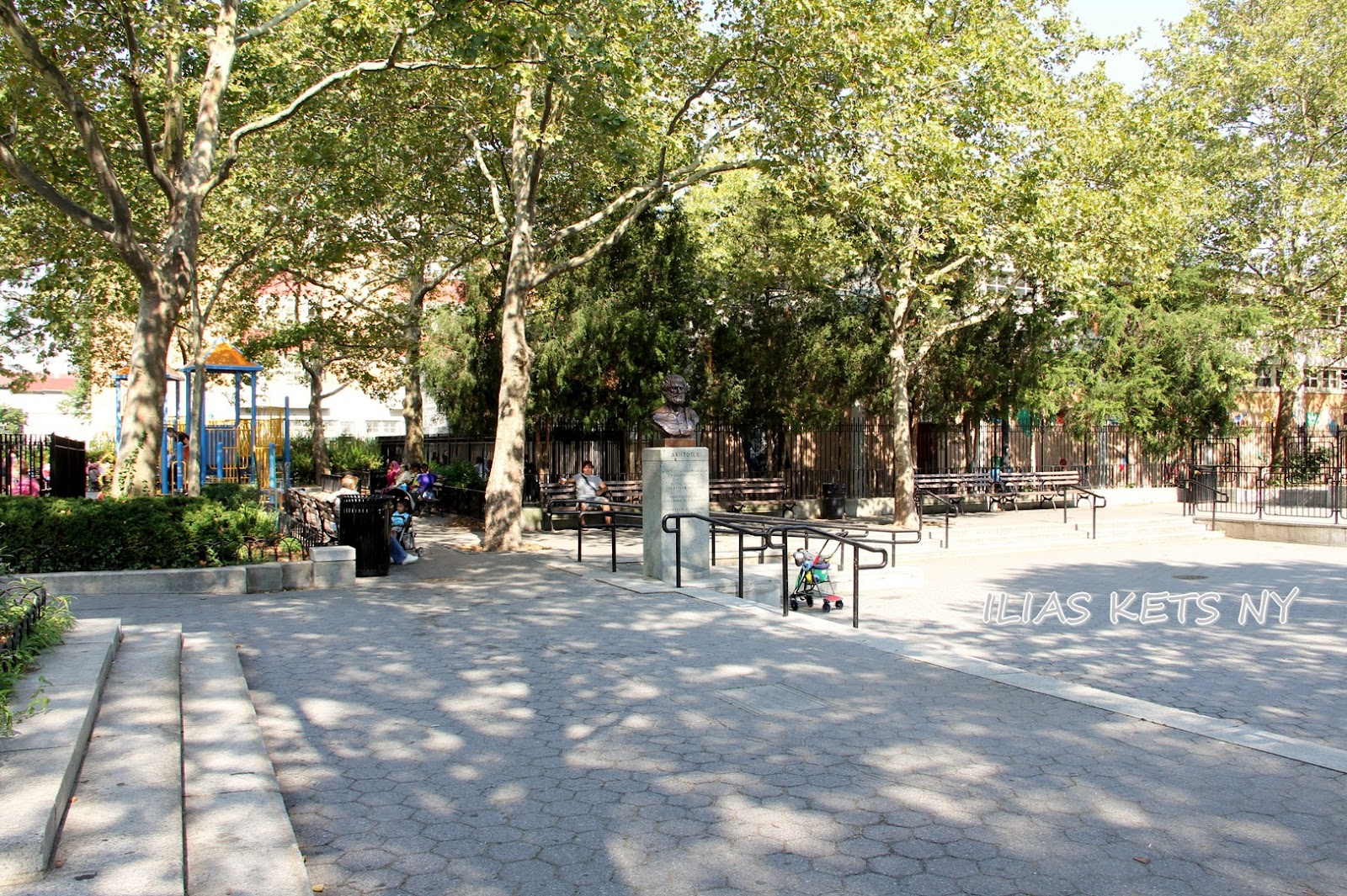 ILIAS KETS NY: *** Η ΠΛΑΤΕΙΑ ΤΗΣ ΑΘΗΝΑΣ