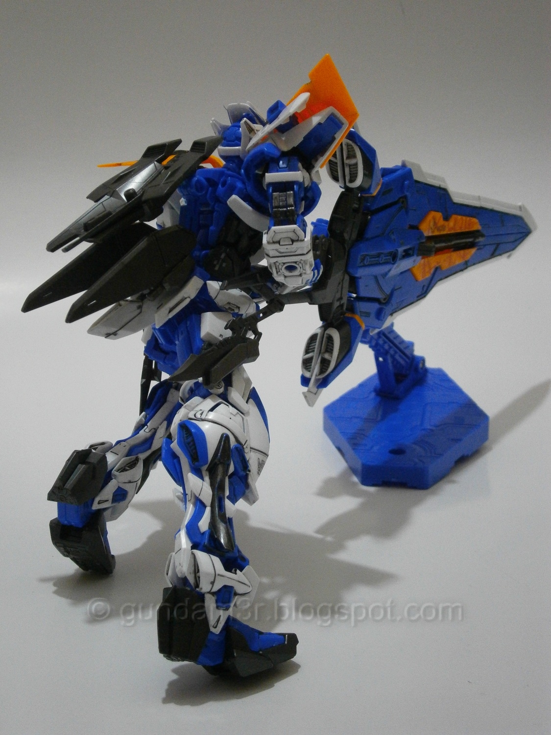 Gundam Astray Blue Frame Second Revise MG Review Part 3