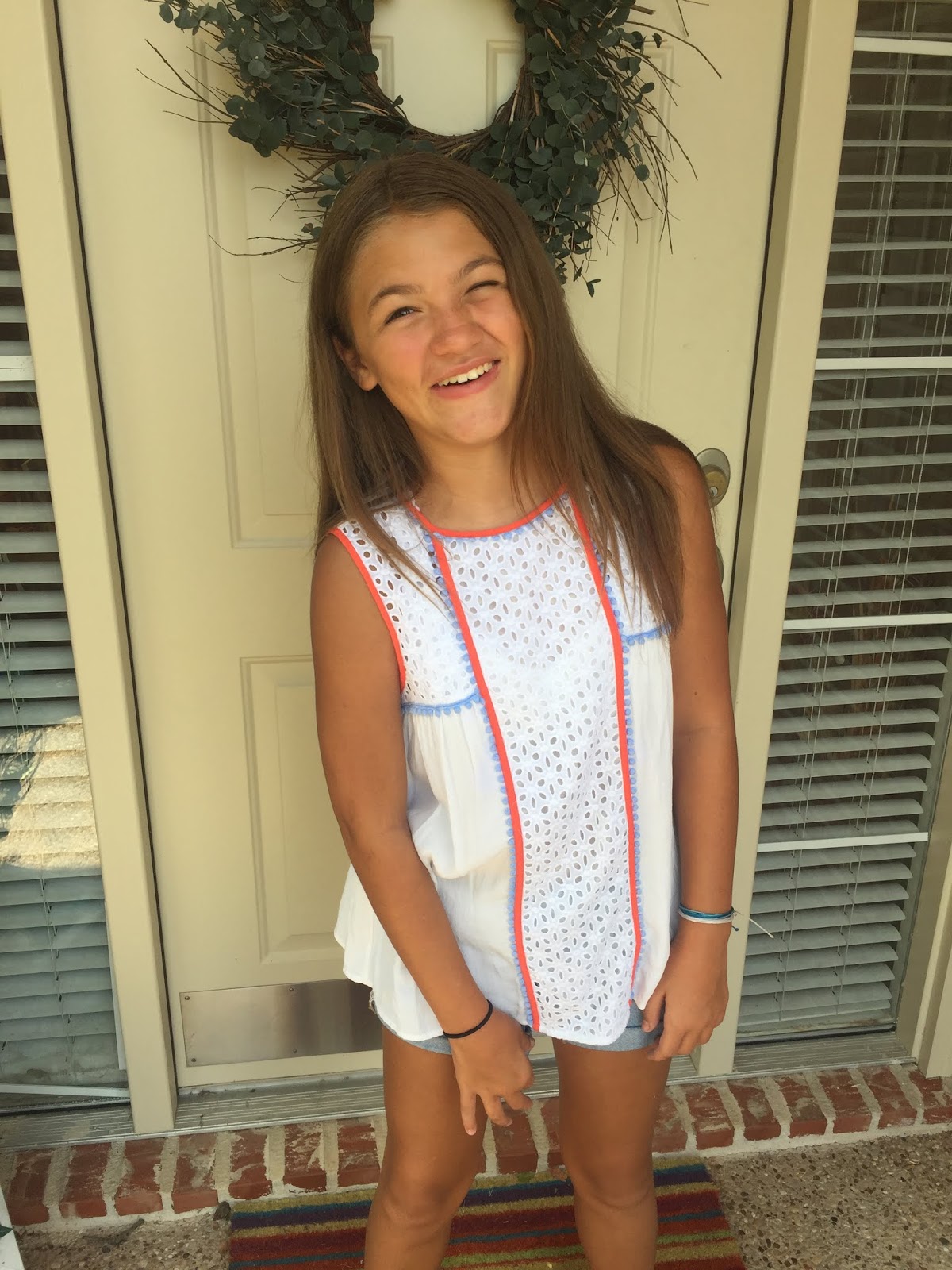 Trendy Mindy and Her Loves...: 6th Grade Here Hadlee Comes