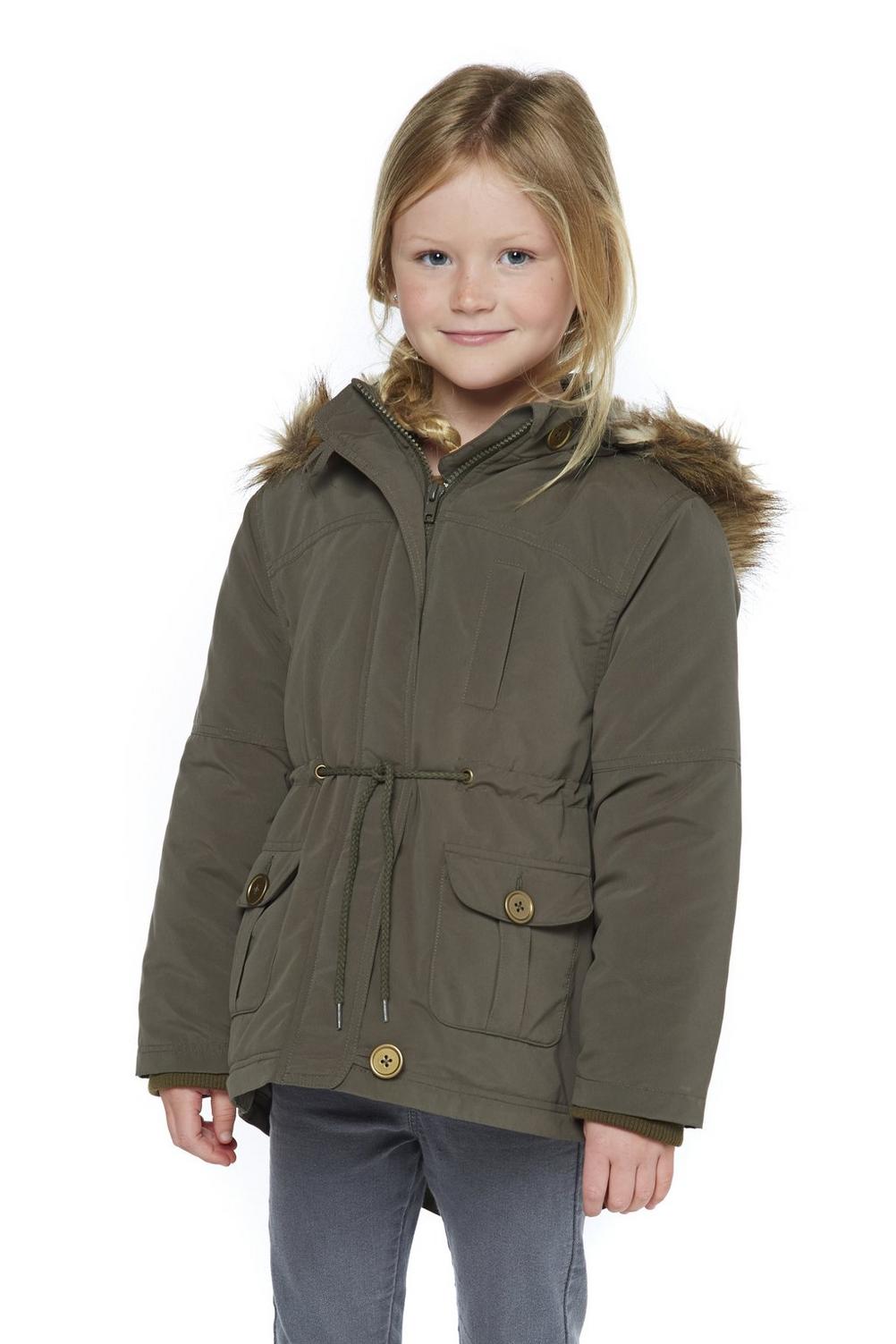 Boss Model Juniors: BOSS Juniors hanging out at Express Gifts