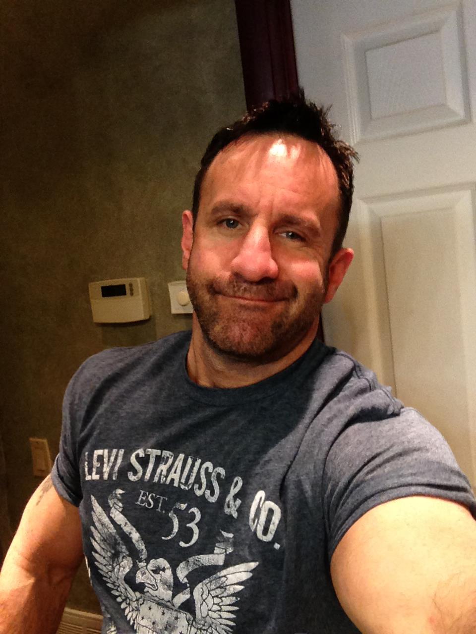 Welcome to my world.... : 16 RECENT PICTURES OF GAY PORN LEGEND STEVE KELSO