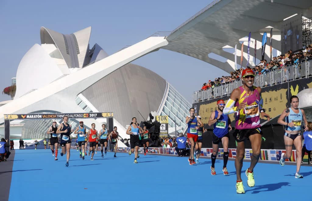 Clasificación Maratón Valencia 2021 Trinidad Alfonso EDP: ganan Cherono ...