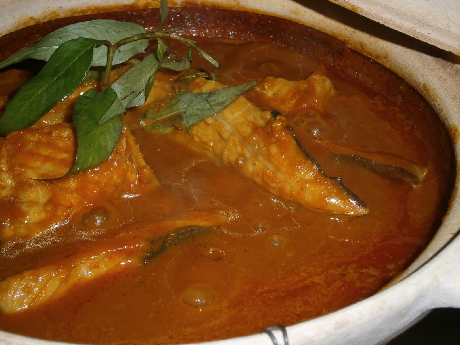 Cooking Pleasure: Nyonya Gulai Tumis Fish [Stingray Curry]
